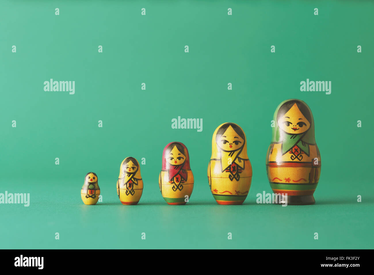 Matryoshka line art hi-res stock photography and images - Alamy