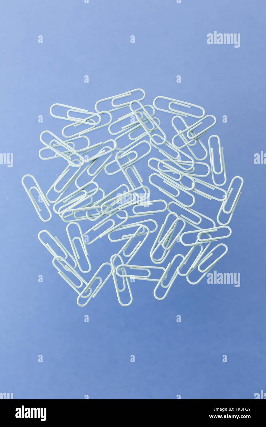 Clips circular hi-res stock photography and images - Alamy