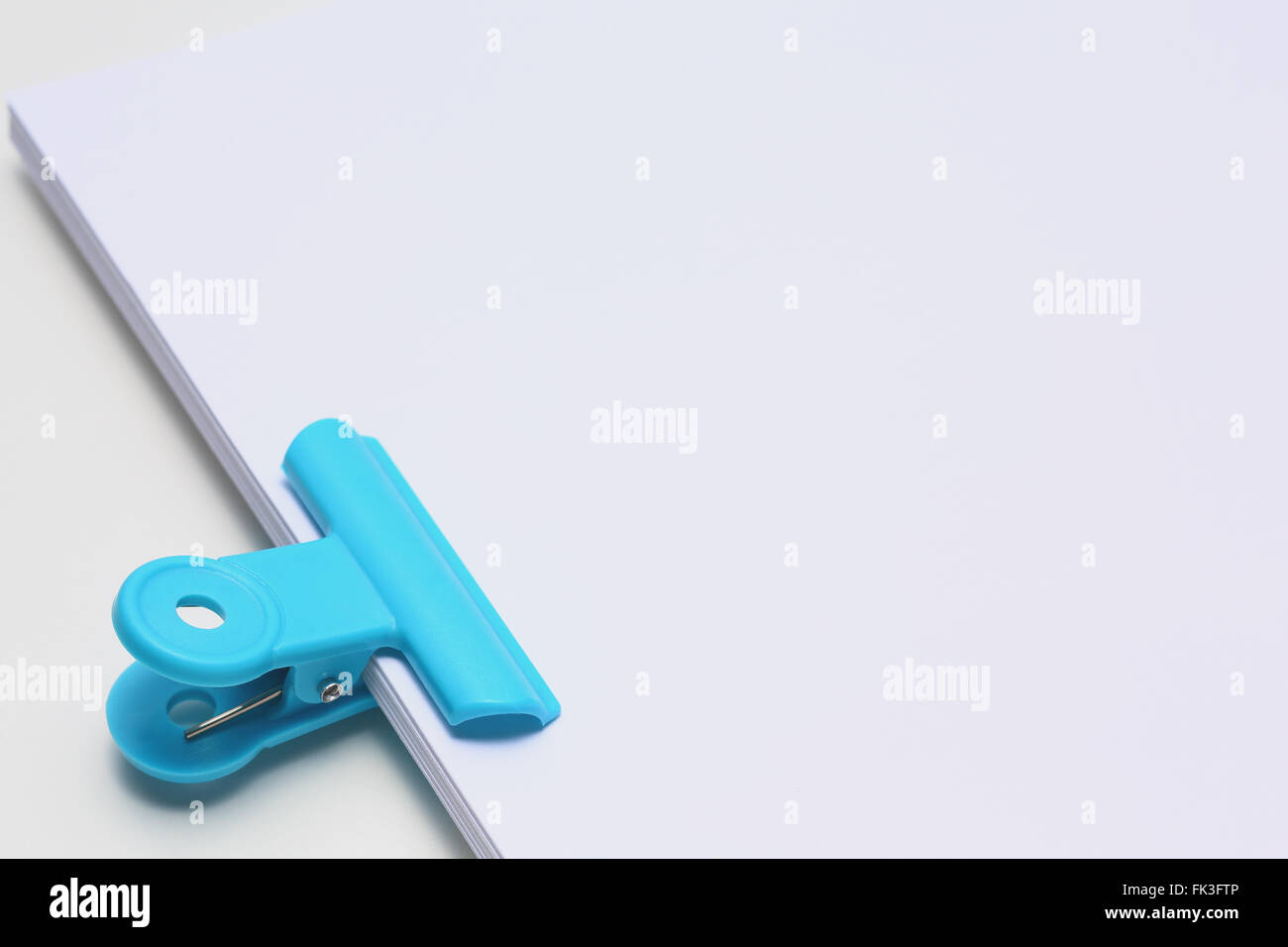 Highlight clip on paper Stock Photo - Alamy