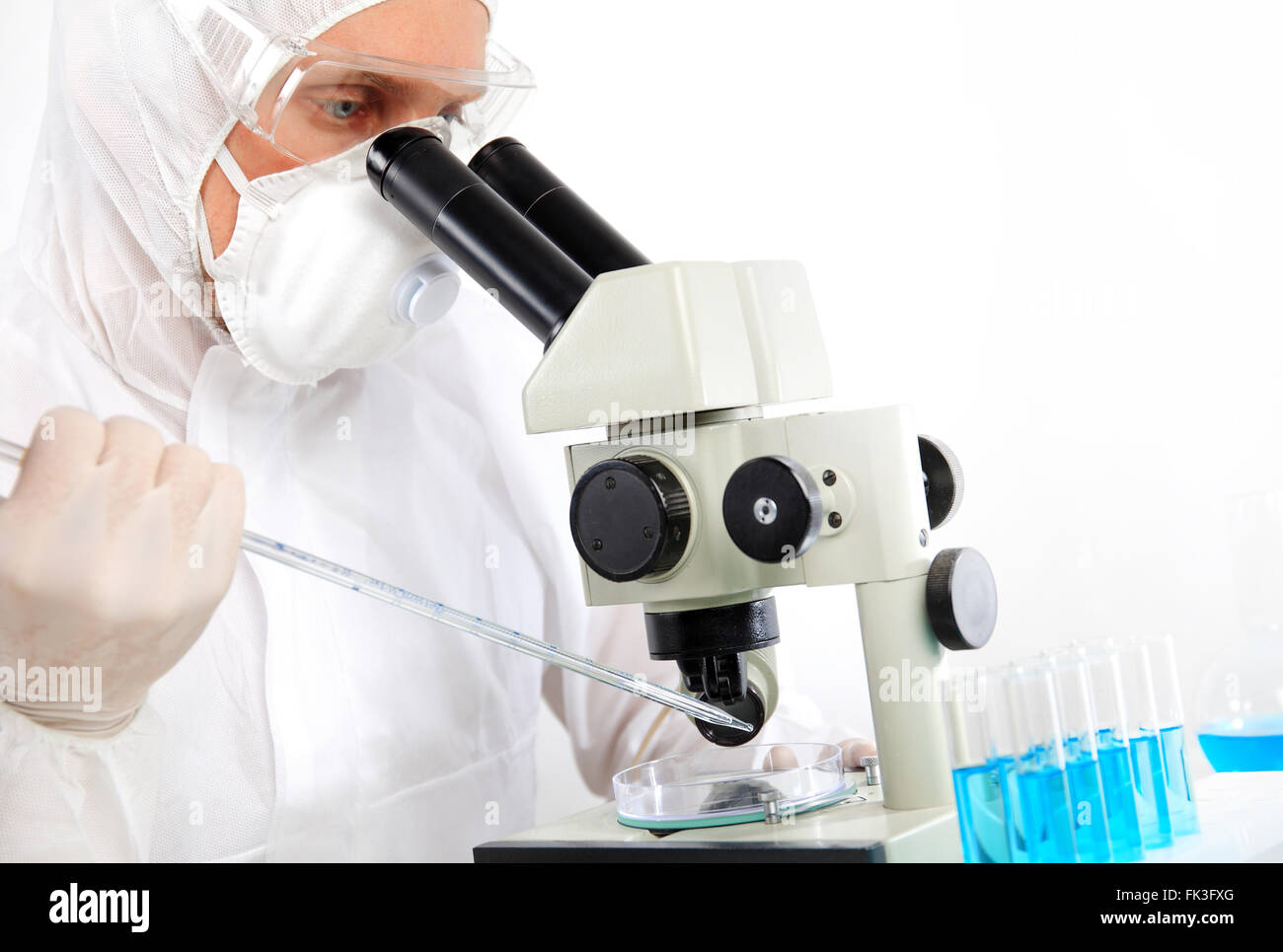 Experiment laboratory hi-res stock photography and images - Alamy