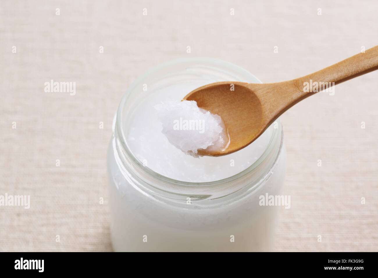 Coconut oil bottle hi-res stock photography and images - Alamy