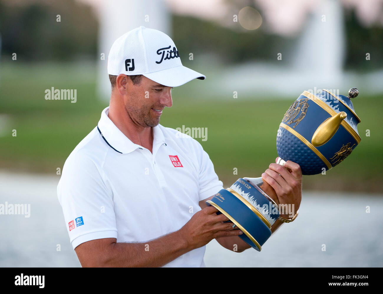 Blue monster golf hi-res stock photography and images - Alamy