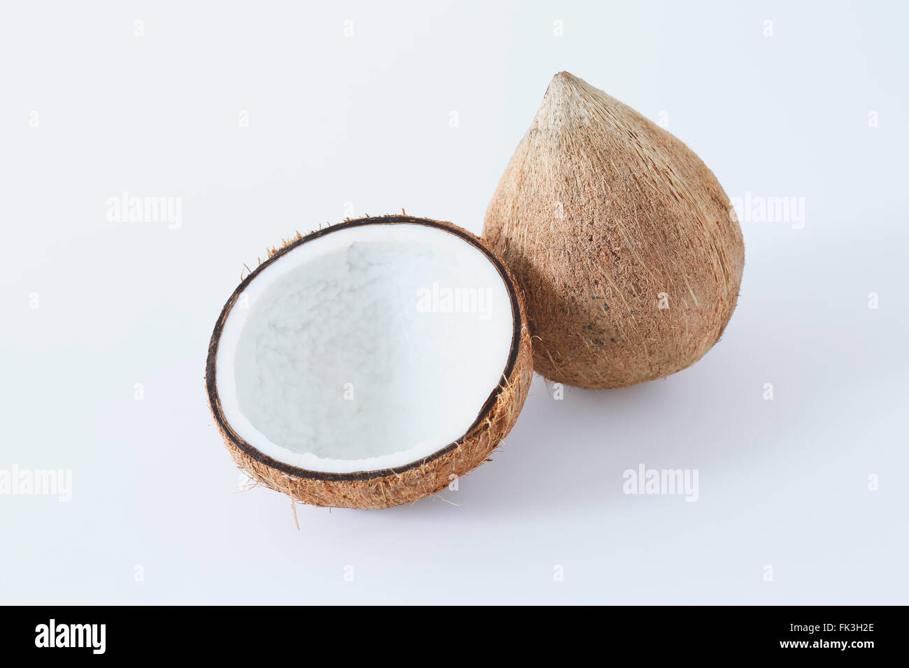 Coconut tree cut hi-res stock photography and images - Alamy