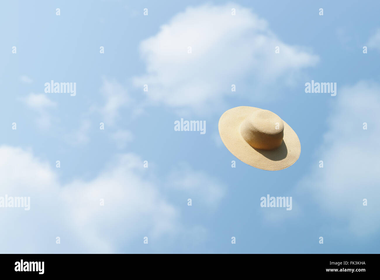 Flying in cloud hi-res stock photography and images - Alamy