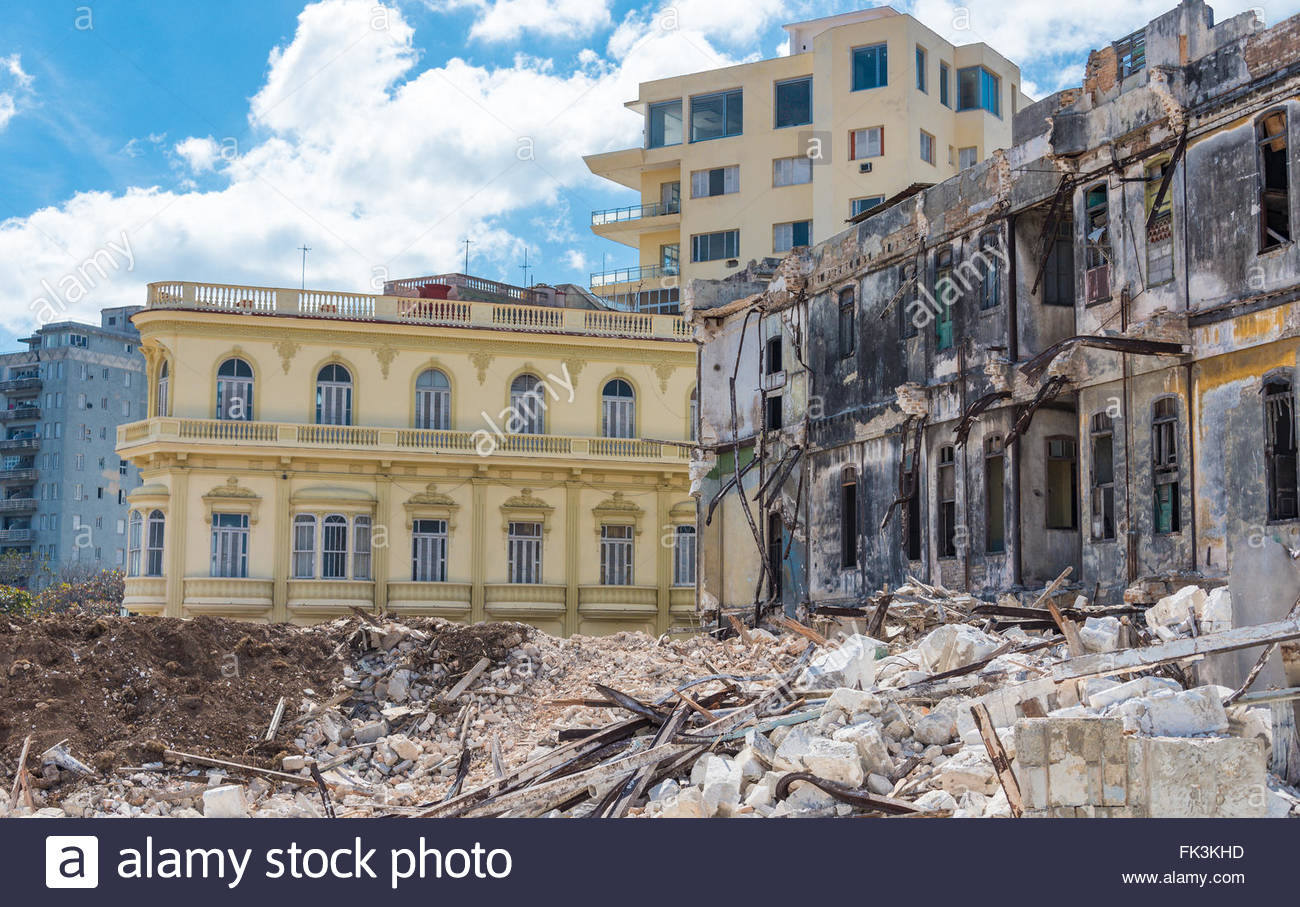 Destroyed Building Stock Photos & Destroyed Building Stock Images - Alamy