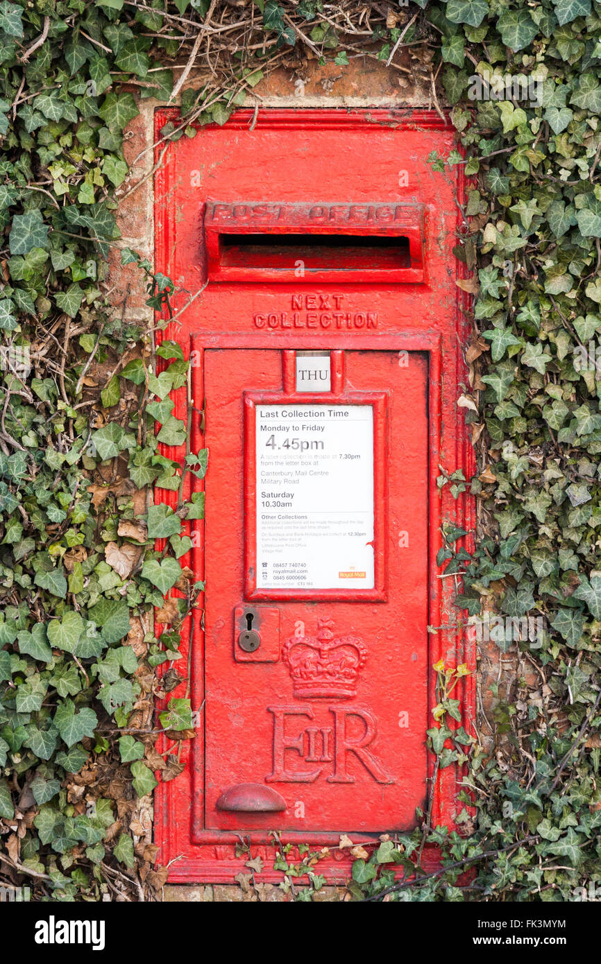 Wall post box hi-res stock photography and images - Alamy