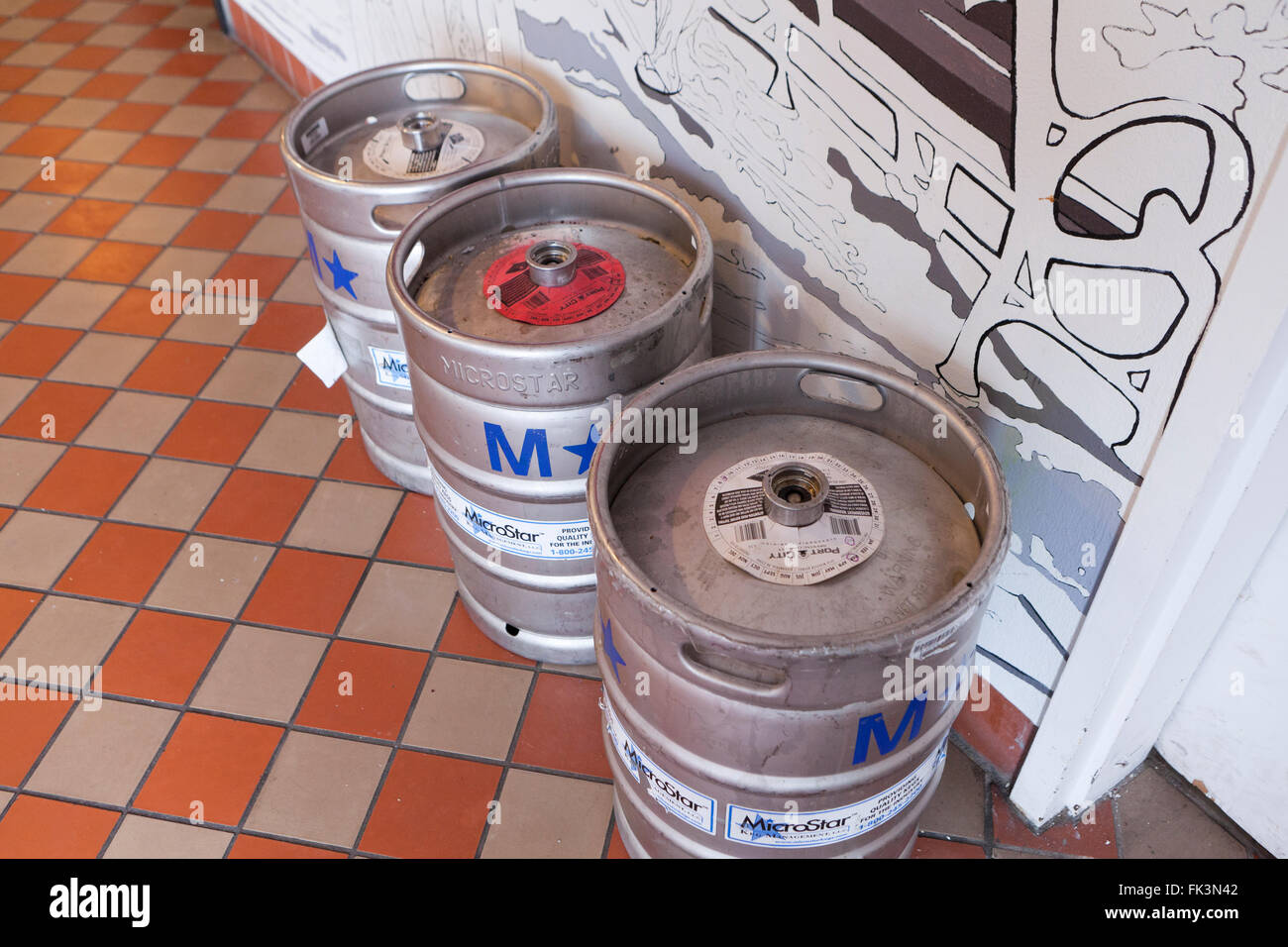 Kegs hi-res stock photography and images - Alamy