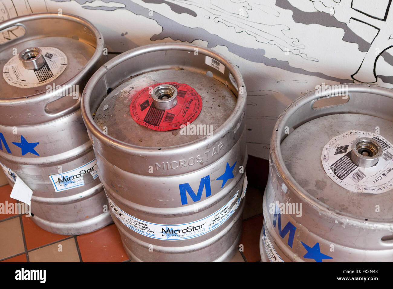 Beer keg hi-res stock photography and images - Alamy