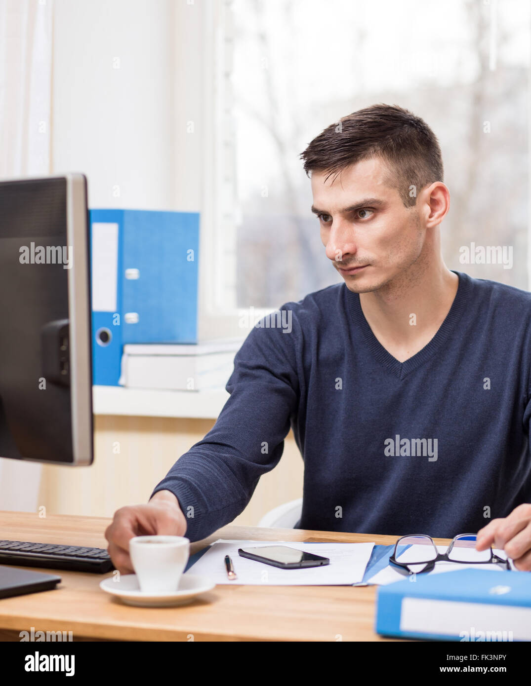Work jumper hi-res stock photography and images - Alamy