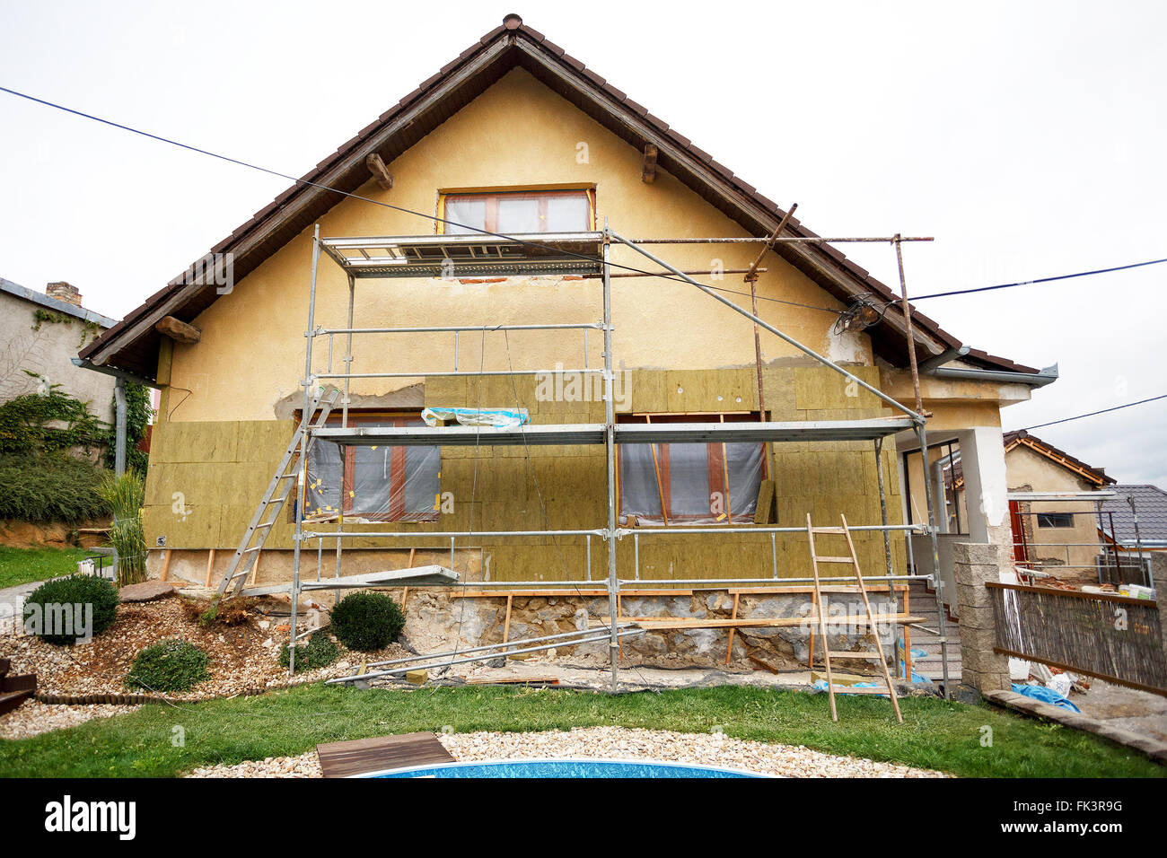 Construction or repair of the rural house, fixing facade, insulation ...