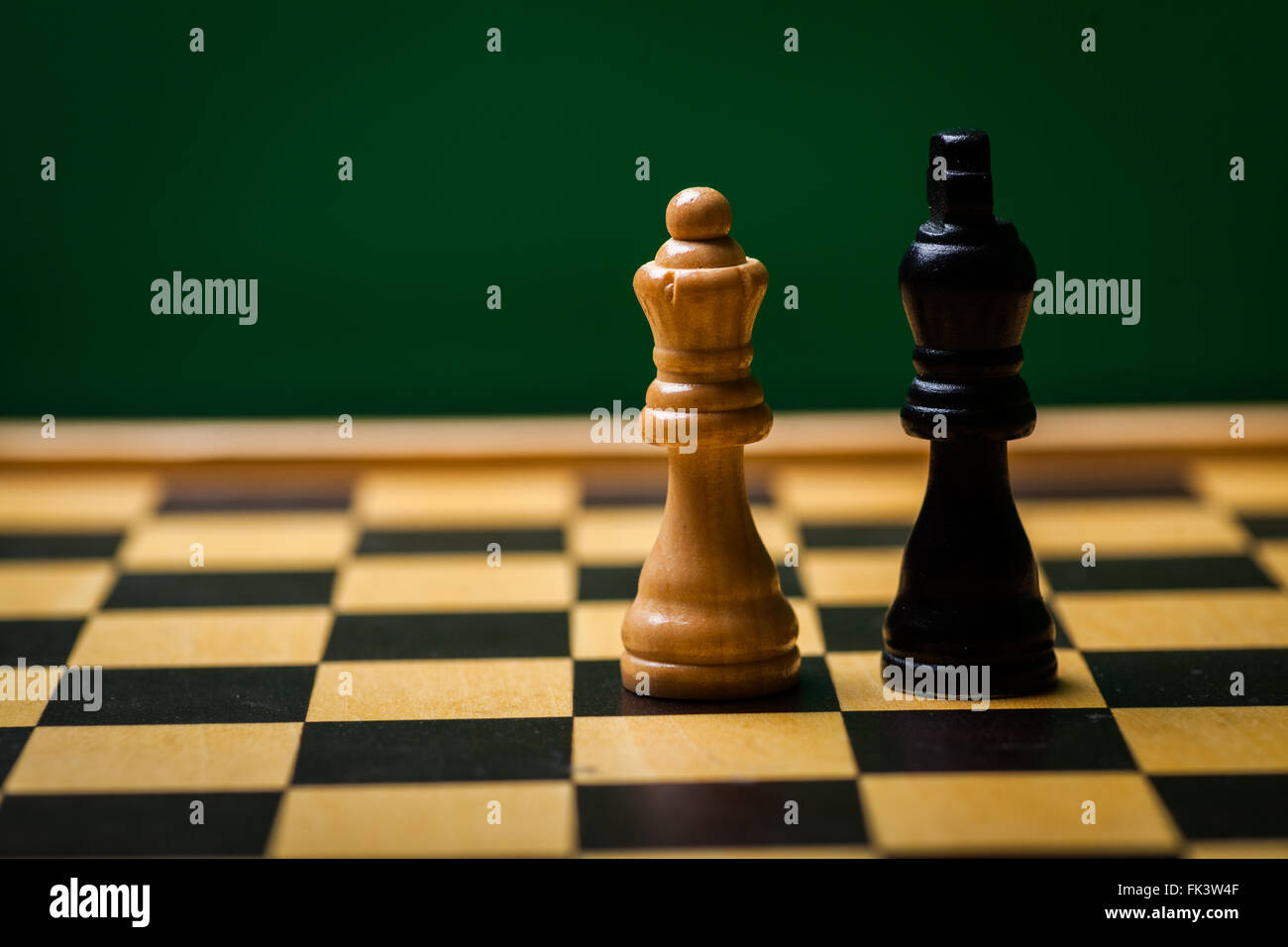 Close-up image of a chess board with chess pieces Stock Photo - Alamy