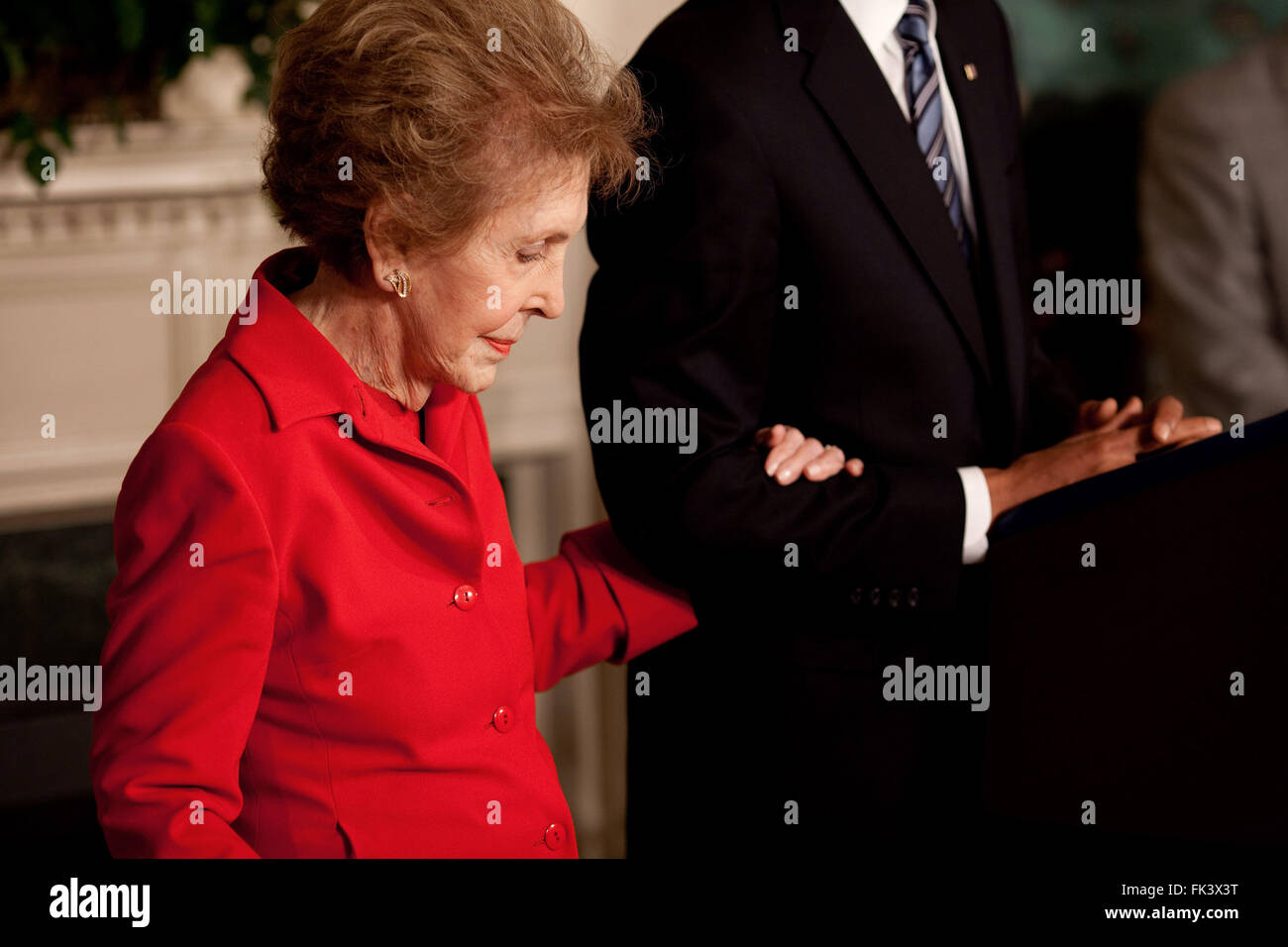 Reagan signs hi-res stock photography and images - Alamy