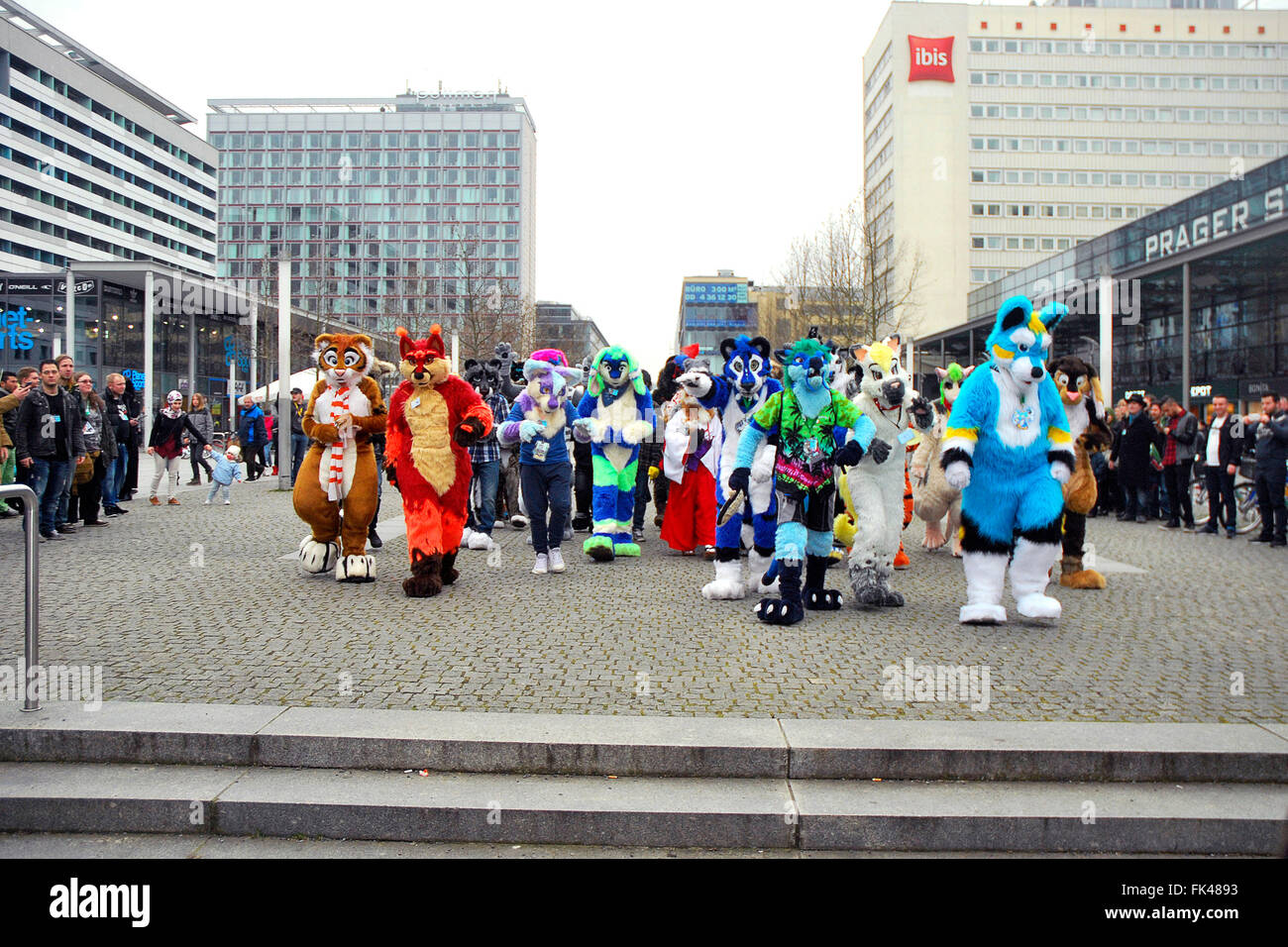 Furry fandom hi-res stock photography and images - Alamy