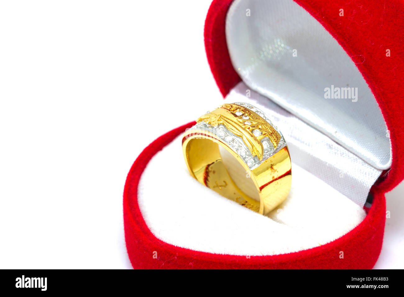 diamond ring isolated on white background Stock Photo - Alamy