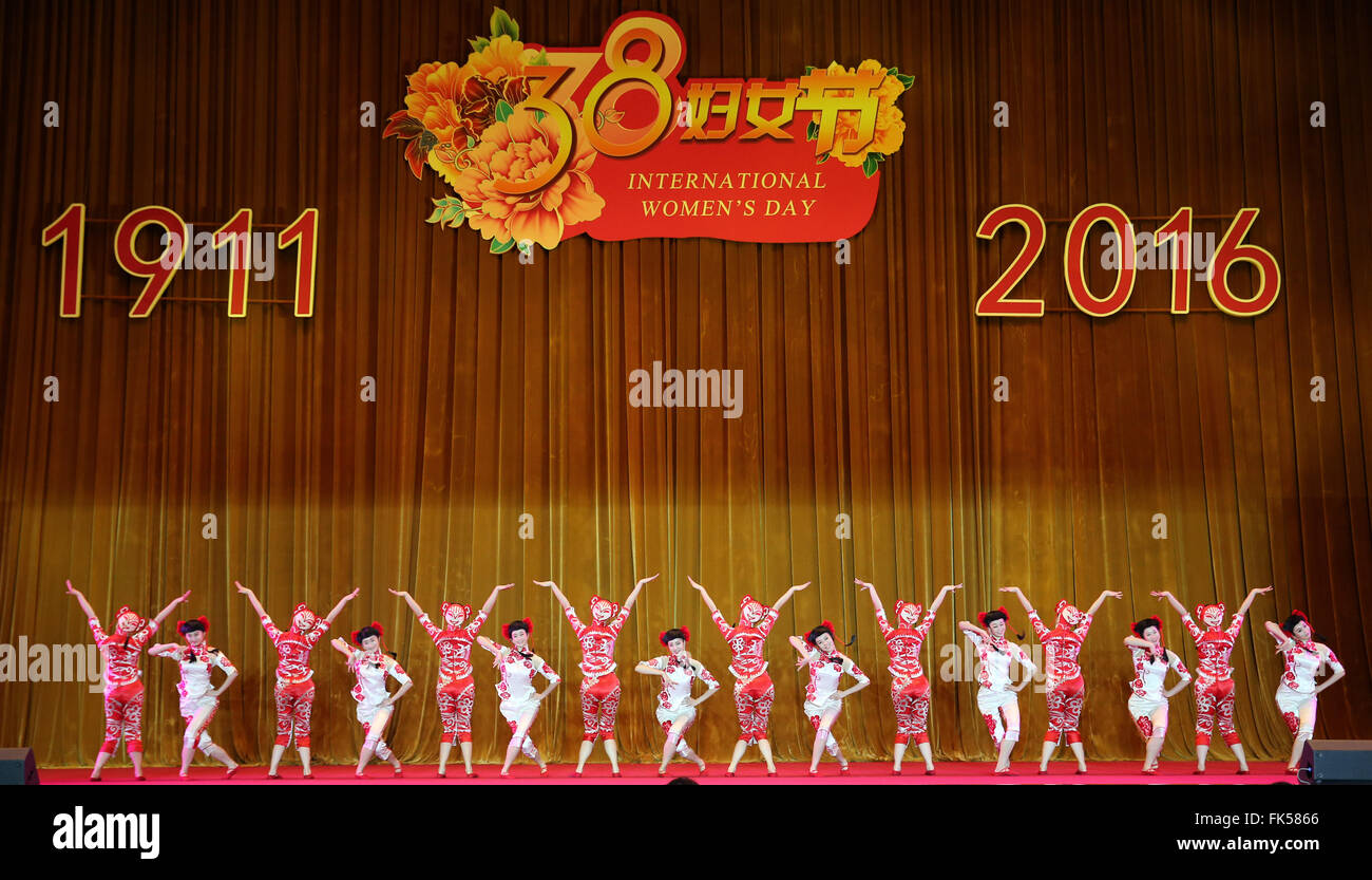 Beijing, China. 7th Mar, 2016. Dancers perform a traditional Chinese ...