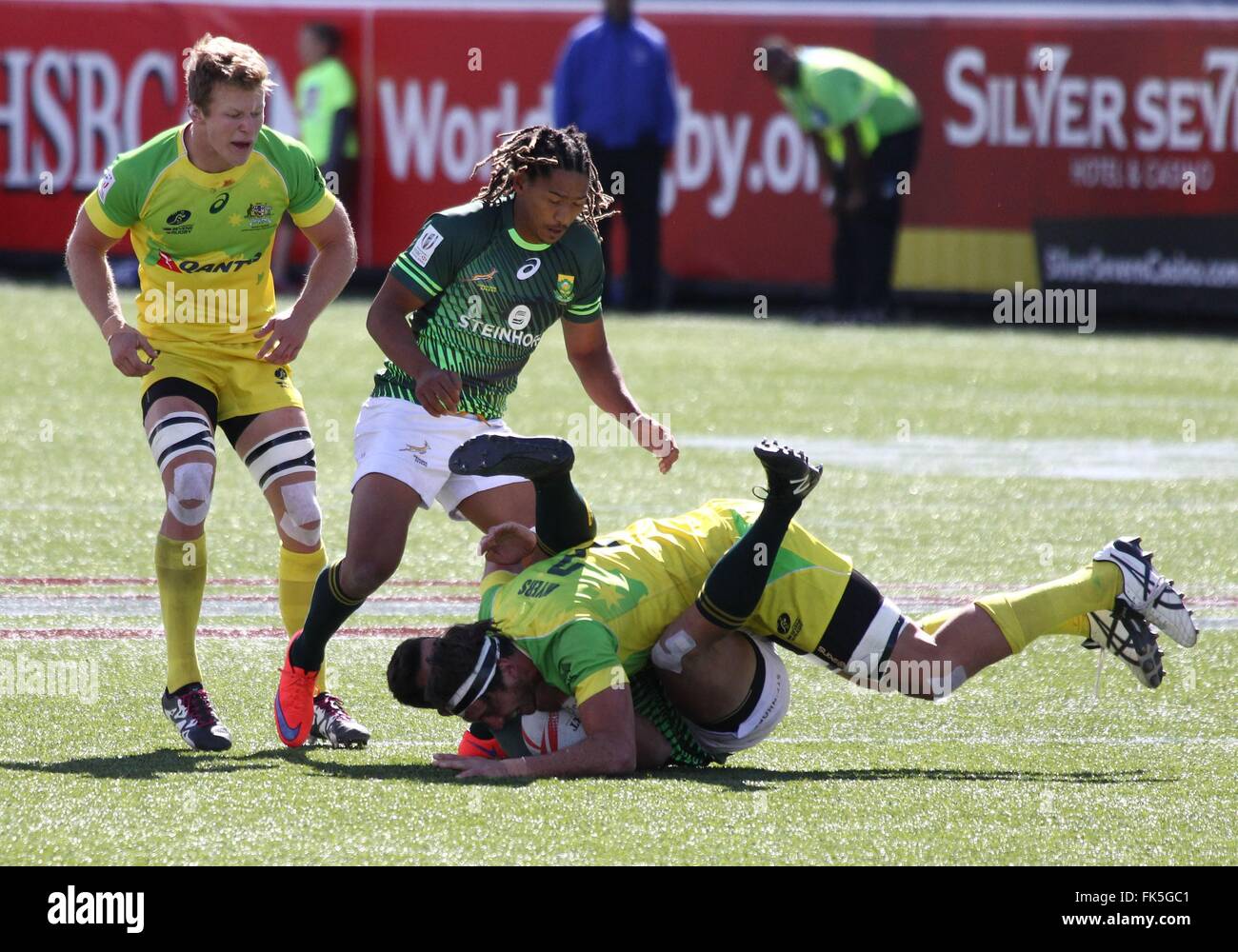 Las Vegas, NV, USA. 6th Mar, 2016. Chris Dry of South Africa, Sam Myers ...
