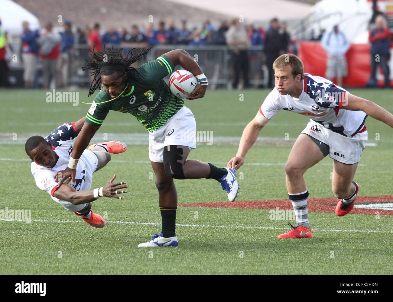 Las Vegas, NV, USA. 6th Mar, 2016. Perry Baker of USA, Branco du Preez ...