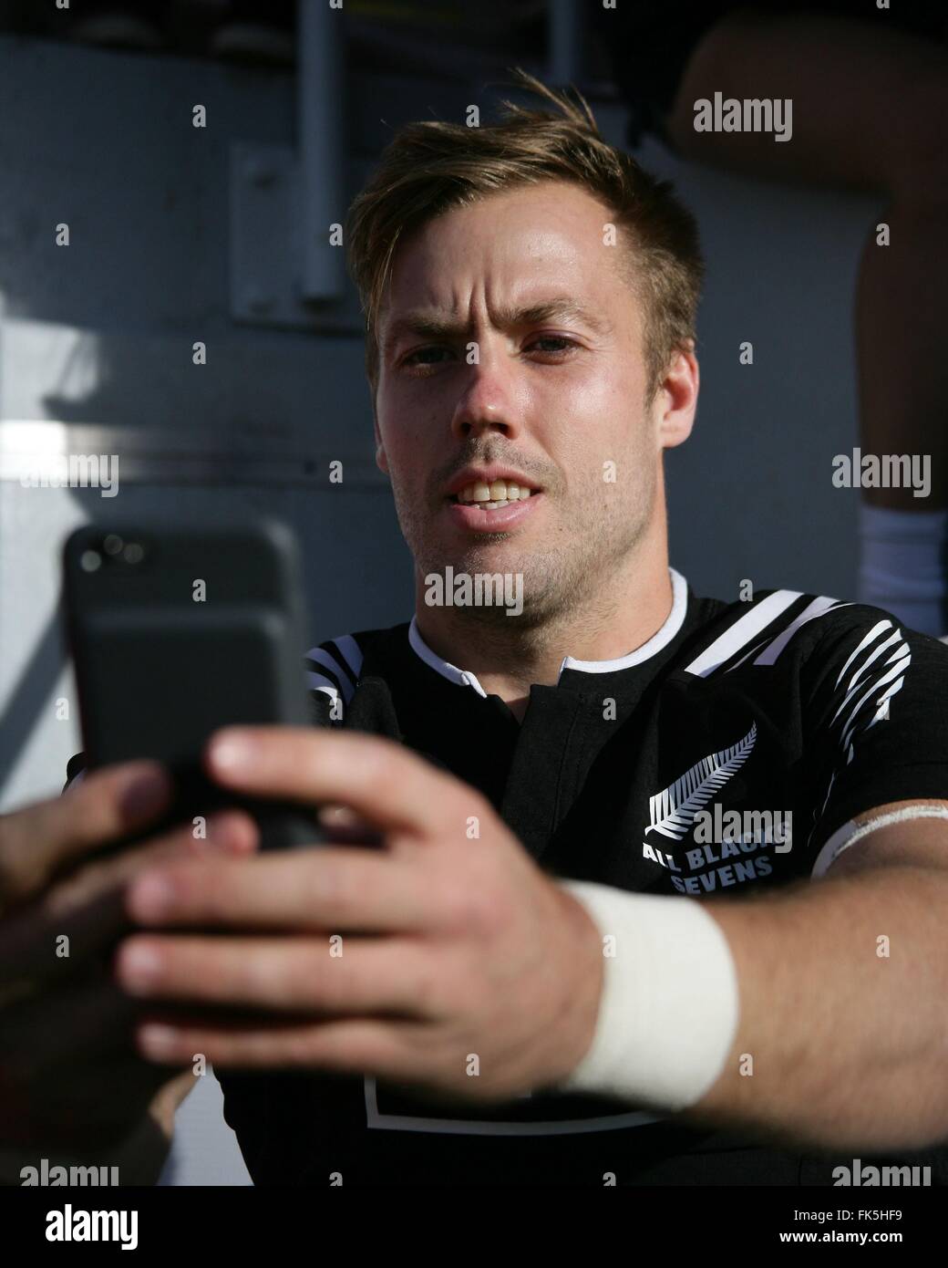 Tim mikkelson of new zealand hi-res stock photography and images - Alamy