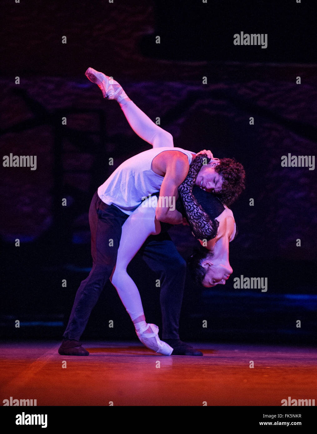 London, UK. Tamara Rojo and Isaac Hernandez perform 'Carmen" Ave Maya ...