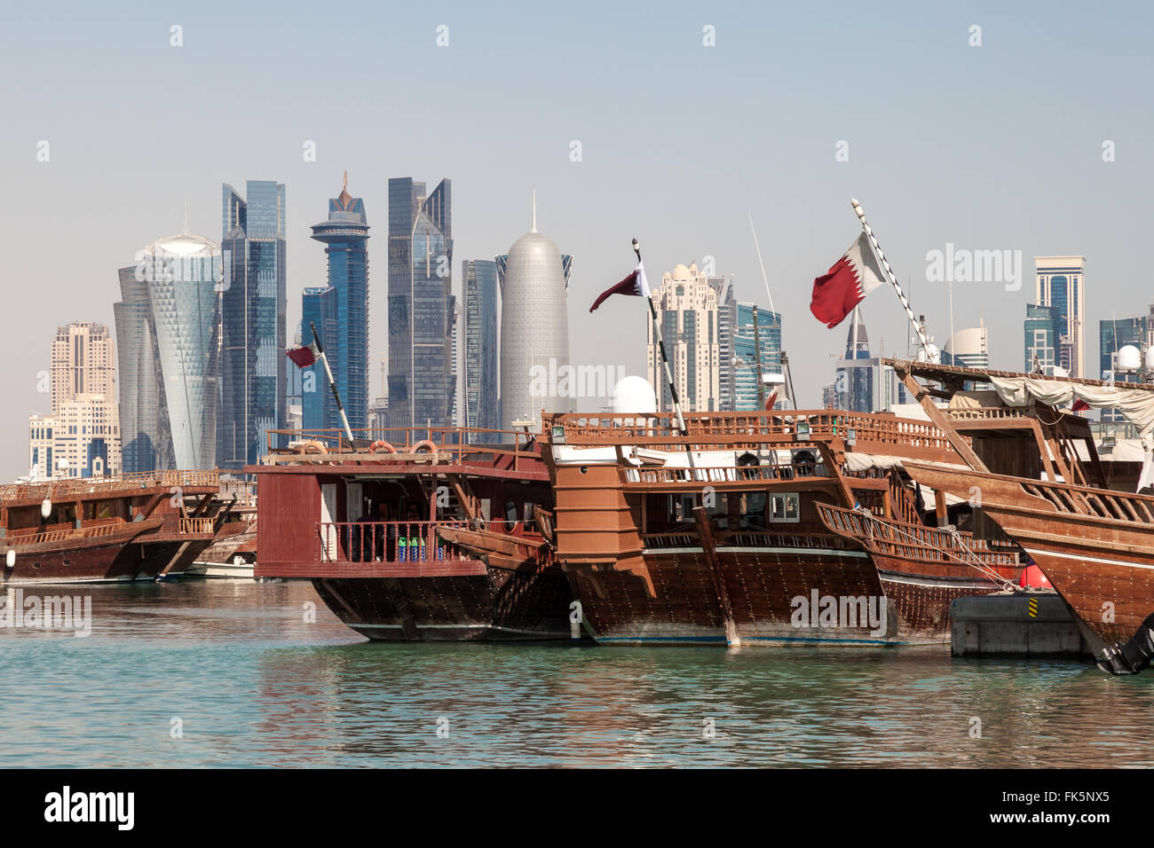 Qatar doha dhow traditional boat hi-res stock photography and images ...