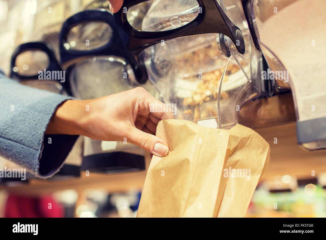 Hand of nuts hi-res stock photography and images - Alamy