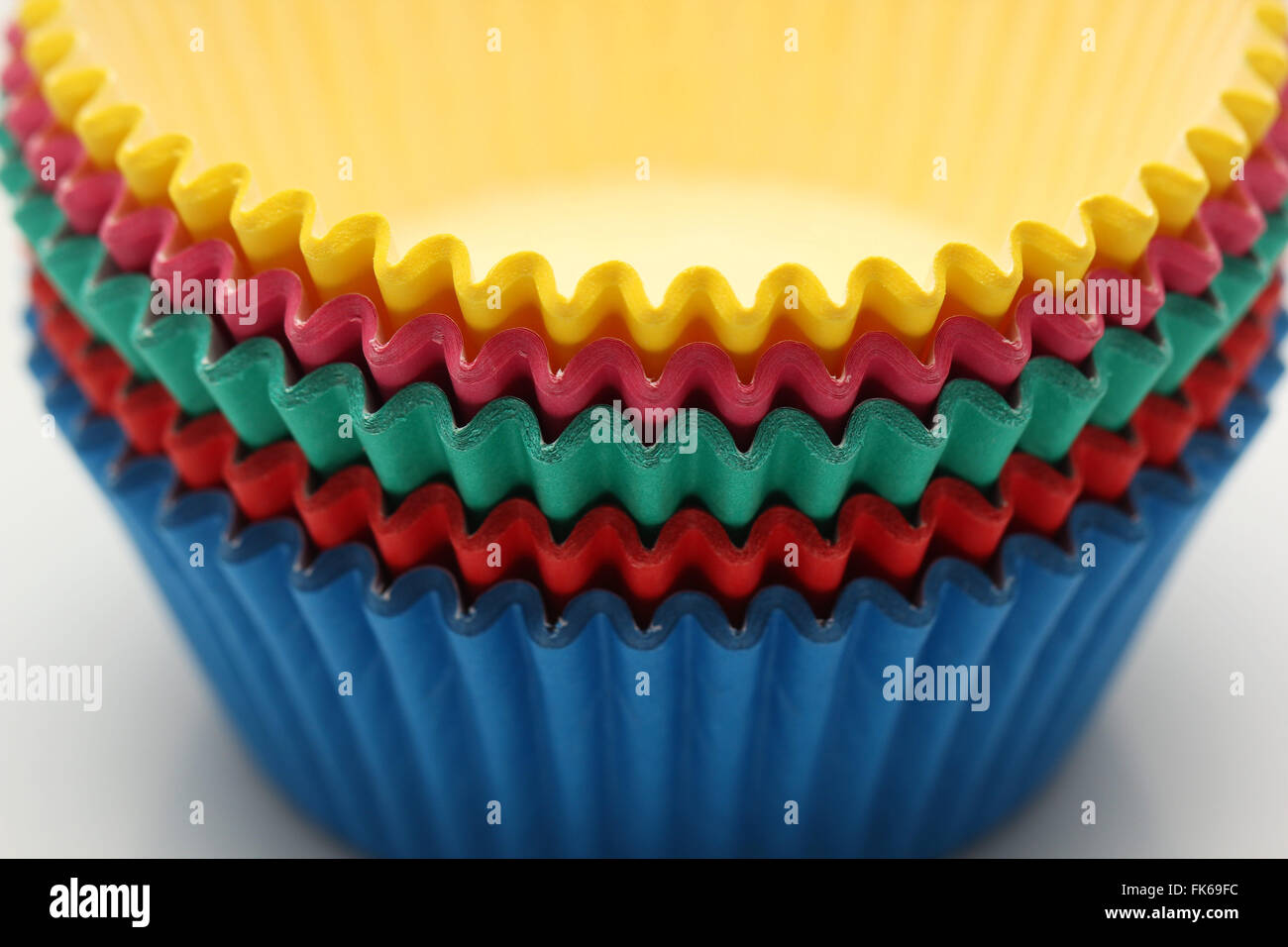 Baking paper cup hi-res stock photography and images - Alamy