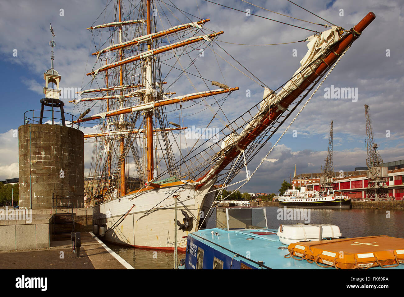 Bristol docks historical hi-res stock photography and images - Alamy