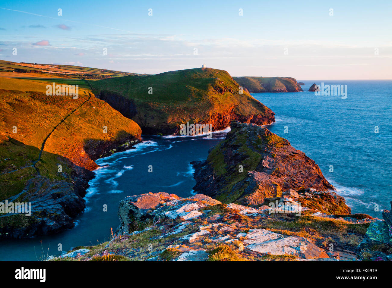 Boscastle cornwall england hi-res stock photography and images - Alamy