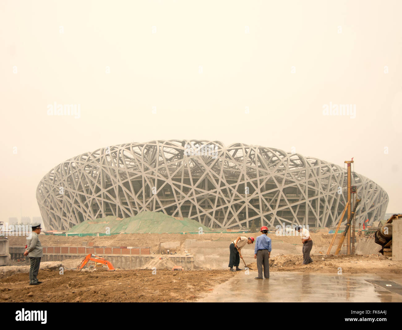 Manual worker preparation sport teamwork hi-res stock photography and ...
