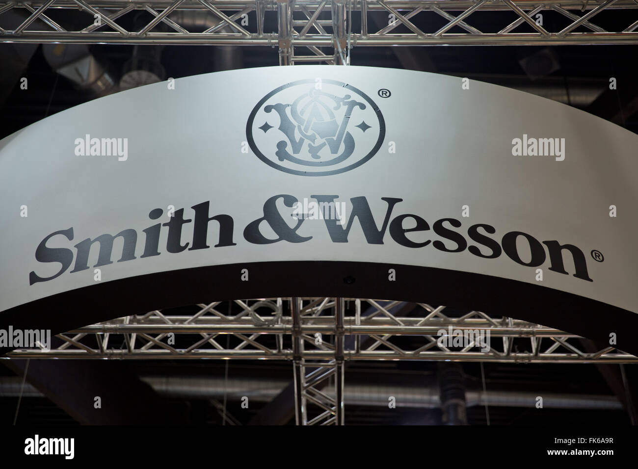 Smith And Wesson Logo