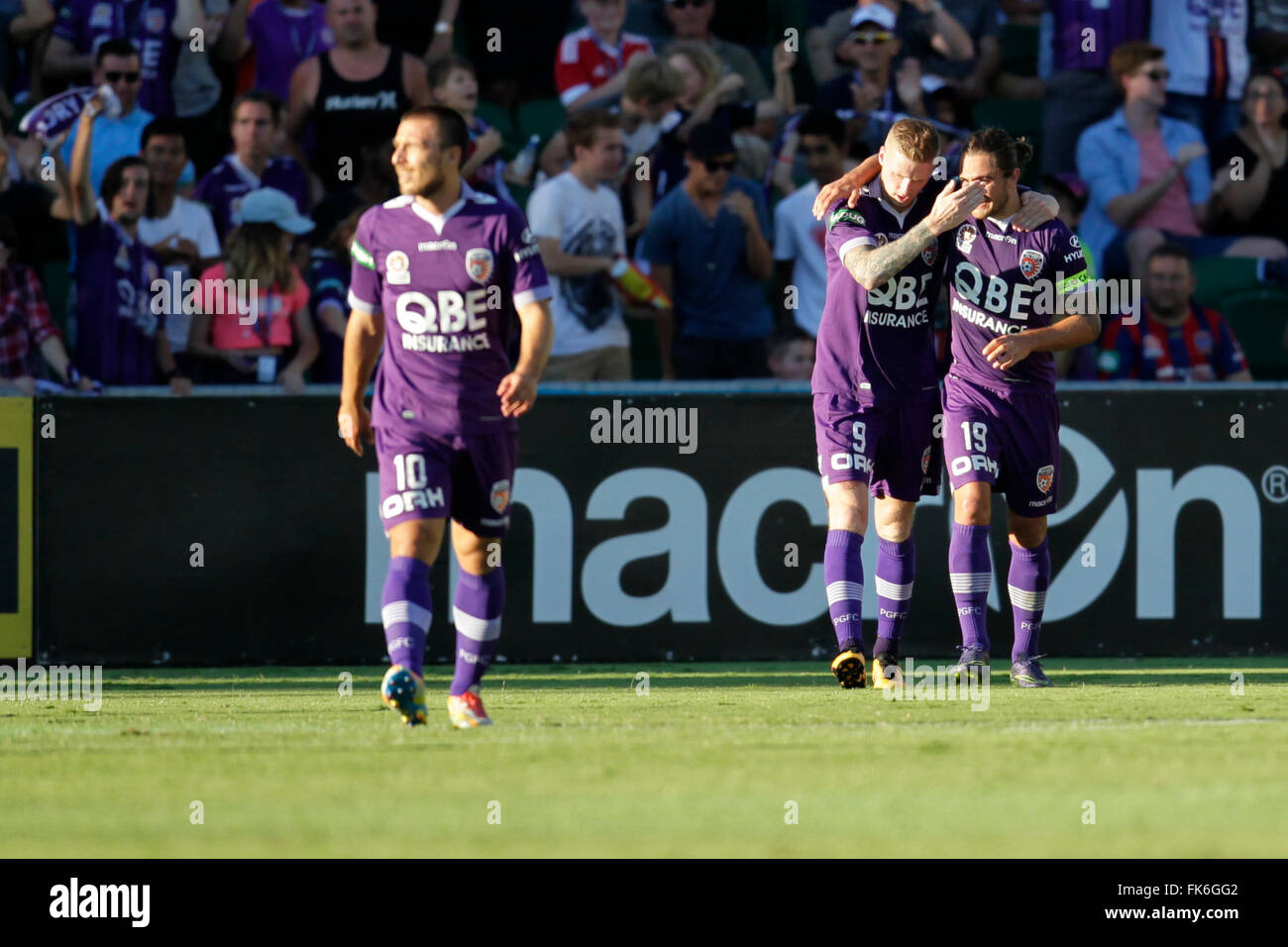 Perth, Australia. 7th March, 2016. Hyundai A-League, Perth Glory versus ...