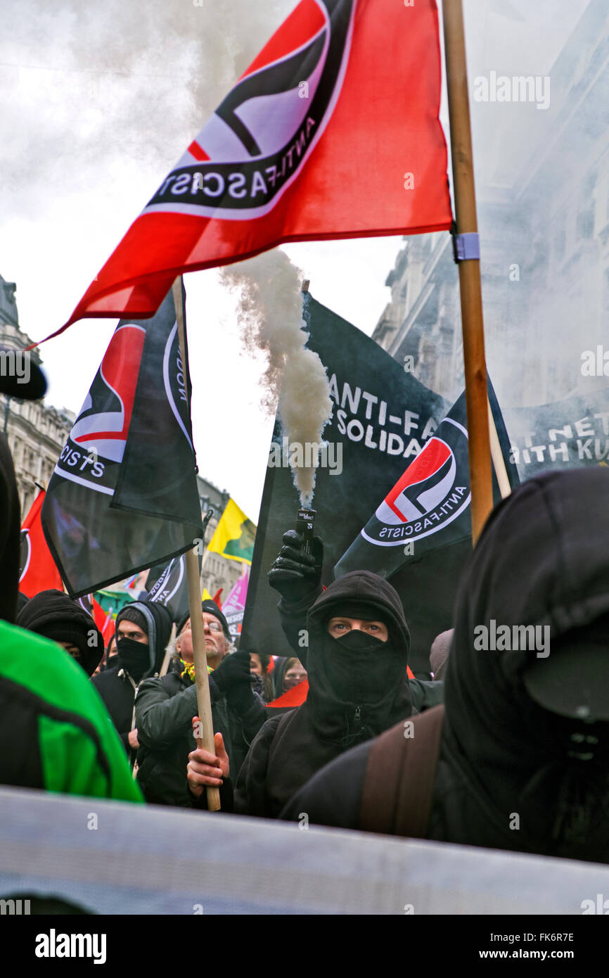 Anti fascist hi-res stock photography and images - Alamy