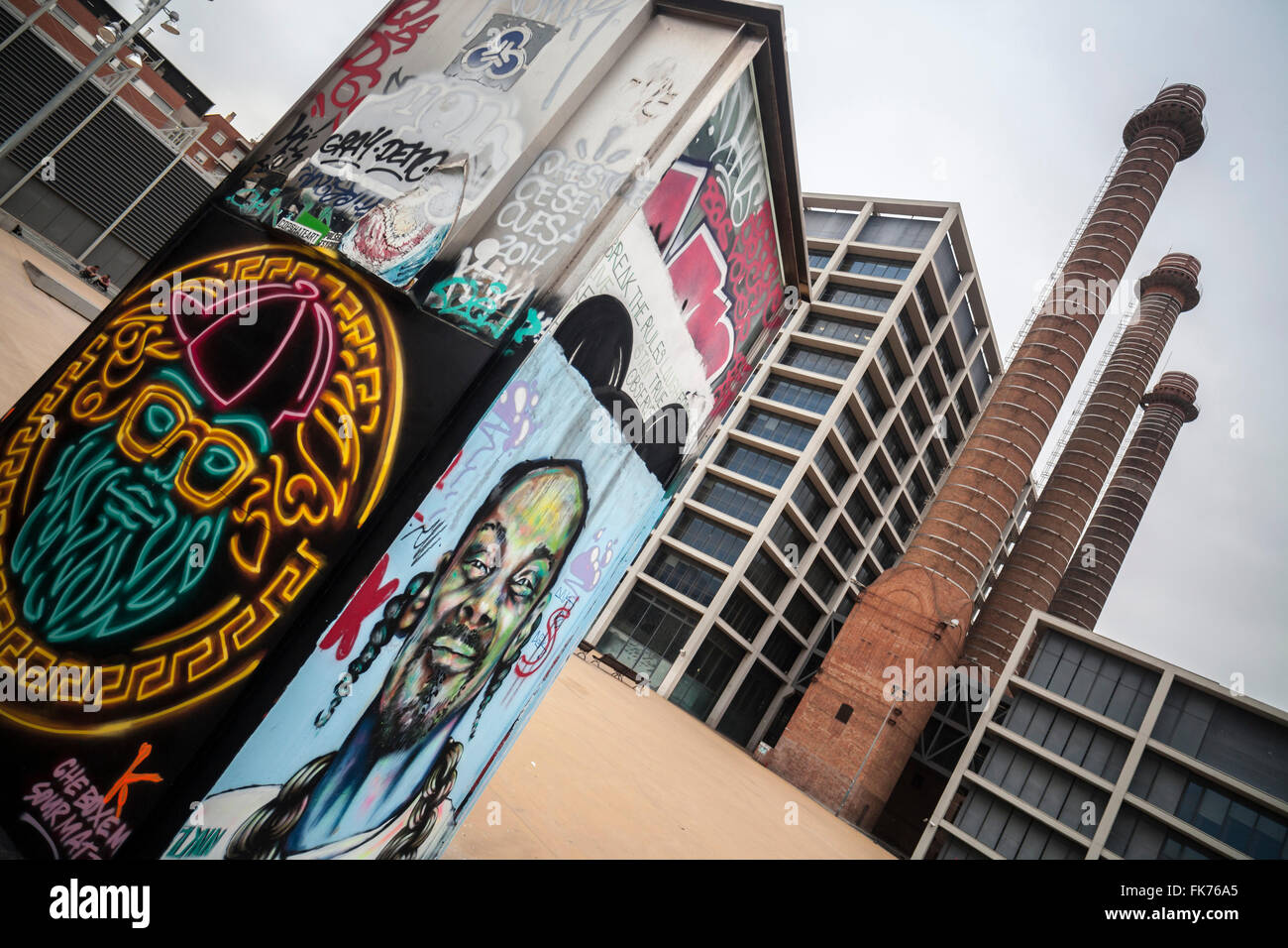Chimneys of paralelo hi-res stock photography and images - Alamy