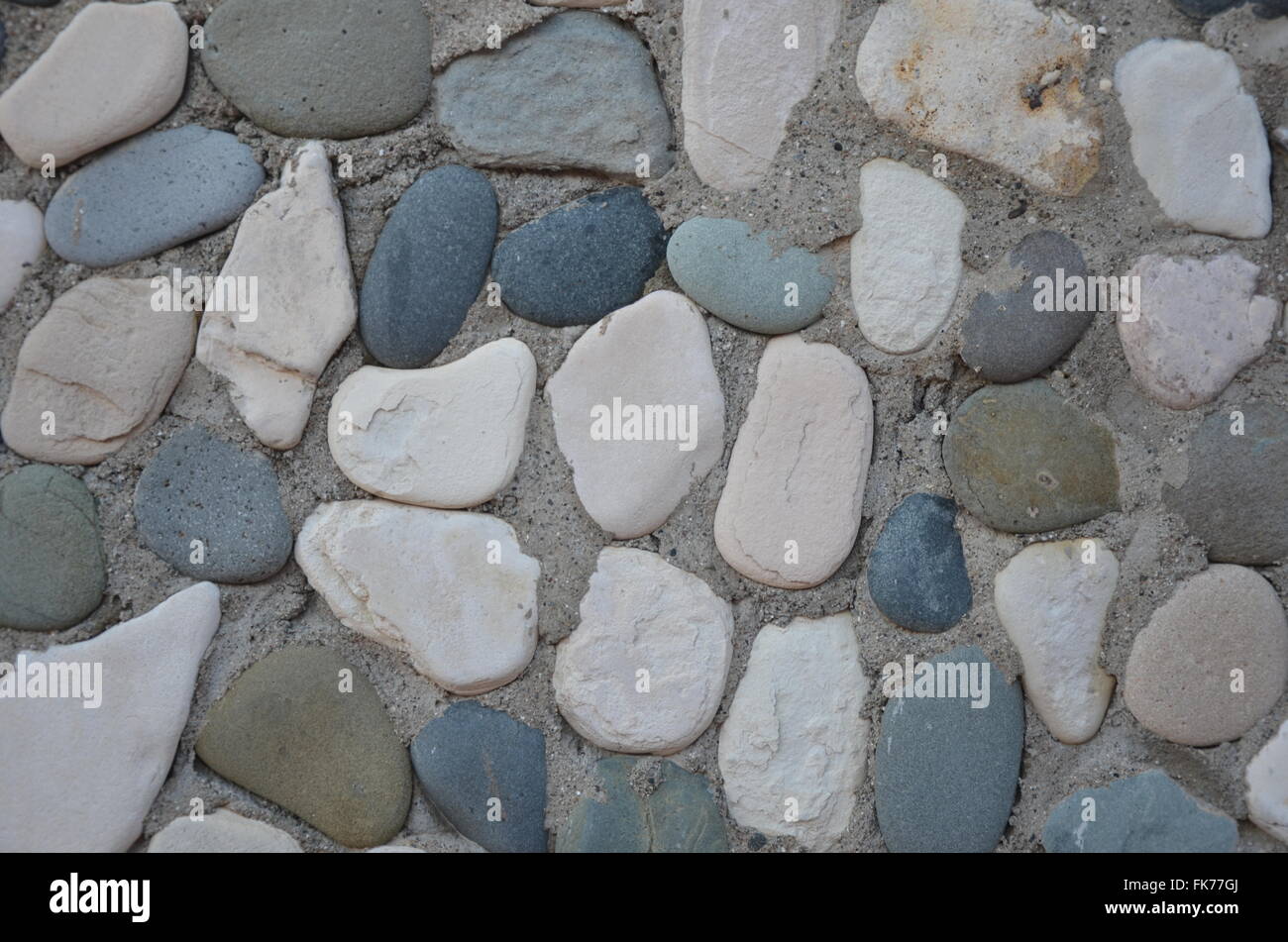 Pebble wall hi-res stock photography and images - Alamy