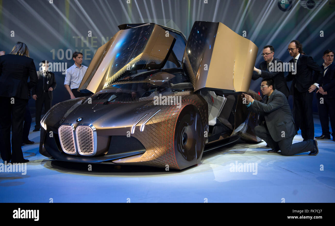 Bmw Next Vision 100 High Resolution Stock Photography and Images - Alamy