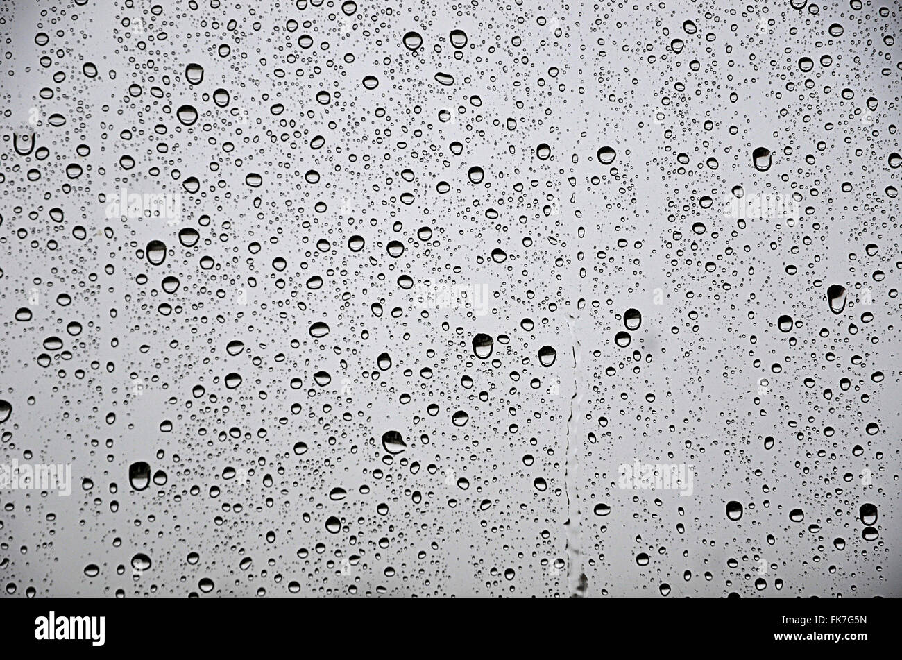 Raindrop glass hi-res stock photography and images - Alamy