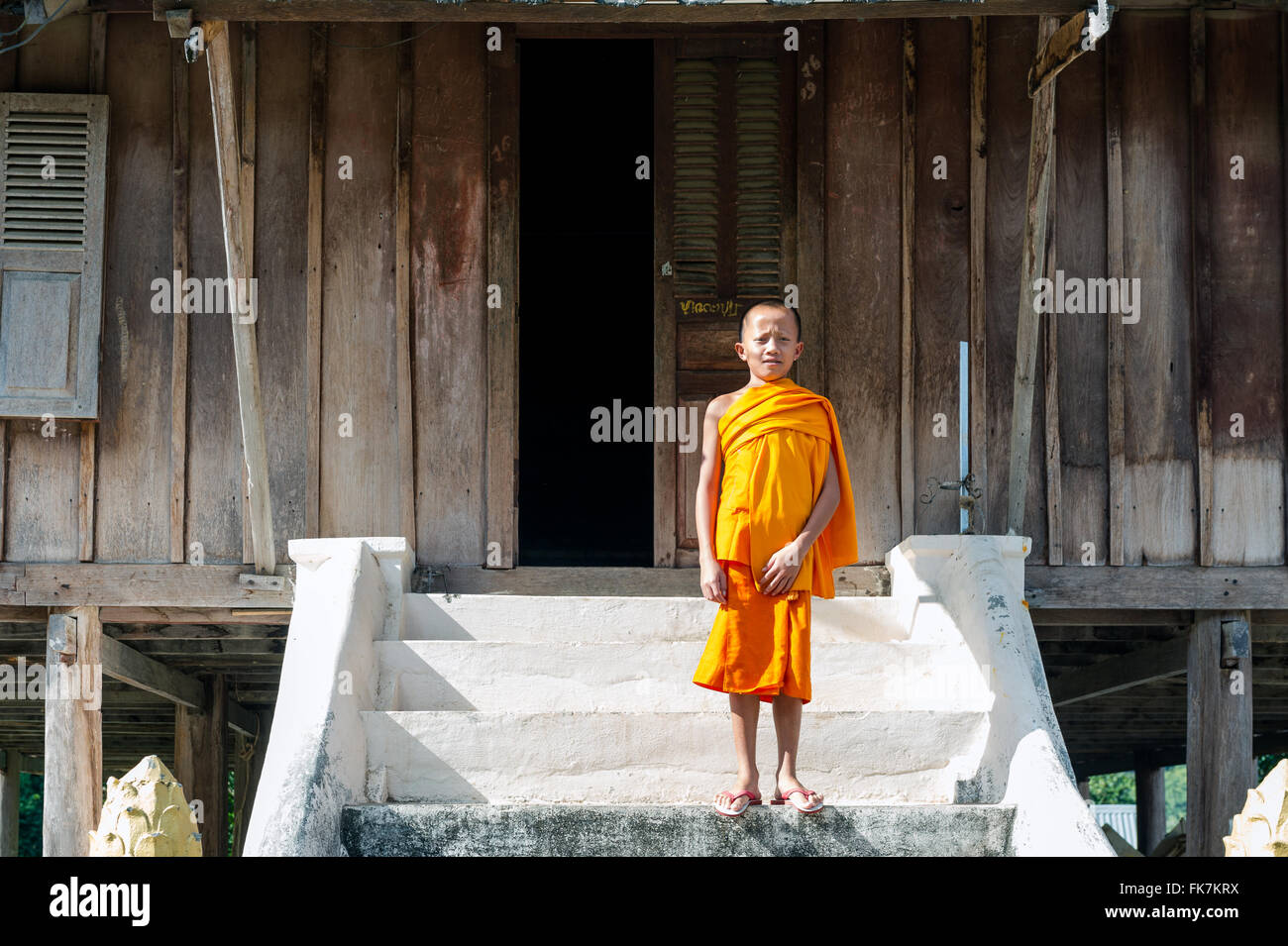 Poor boy laos hi-res stock photography and images - Alamy