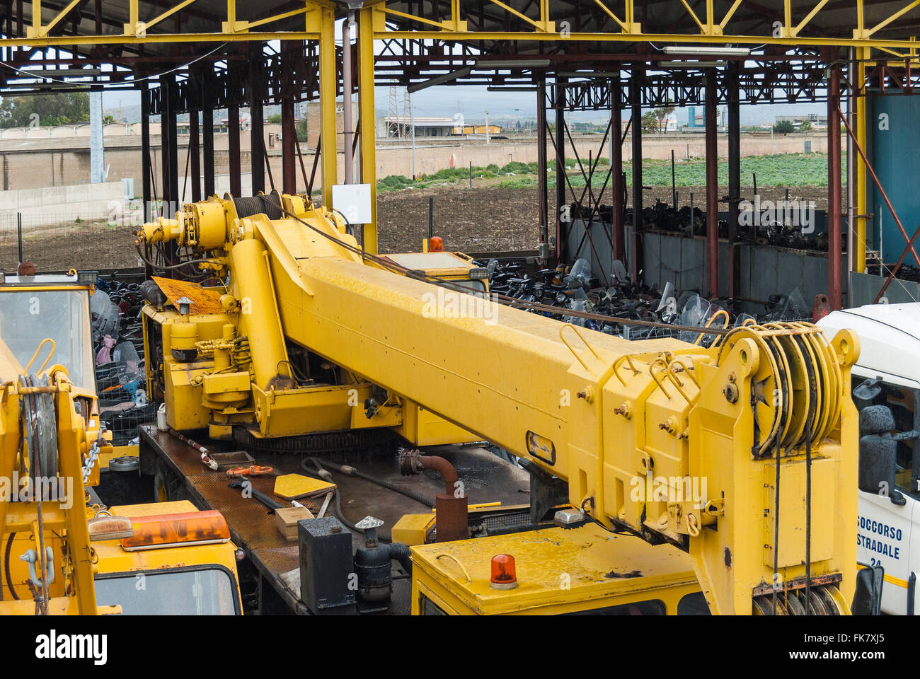 For roadside assistance cranes. Wrecker for heavy vehicles. Breakdown ...