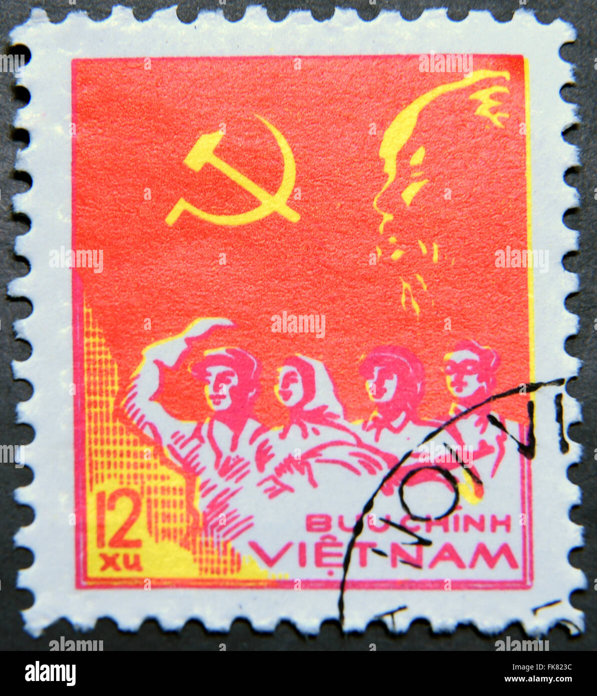Vietnamese postage stamp hi-res stock photography and images - Alamy