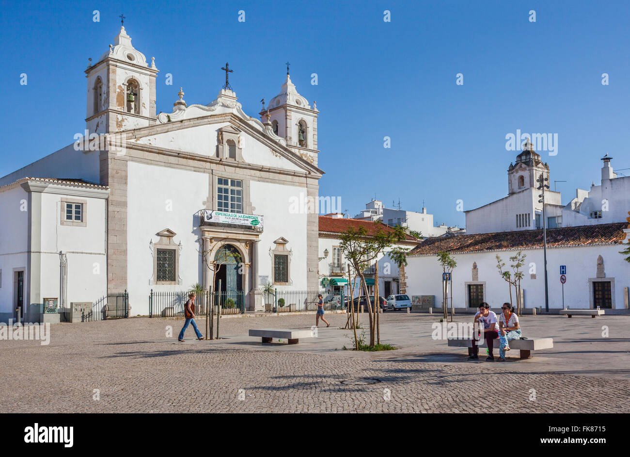 Infante dom henrique square santa hi-res stock photography and images ...