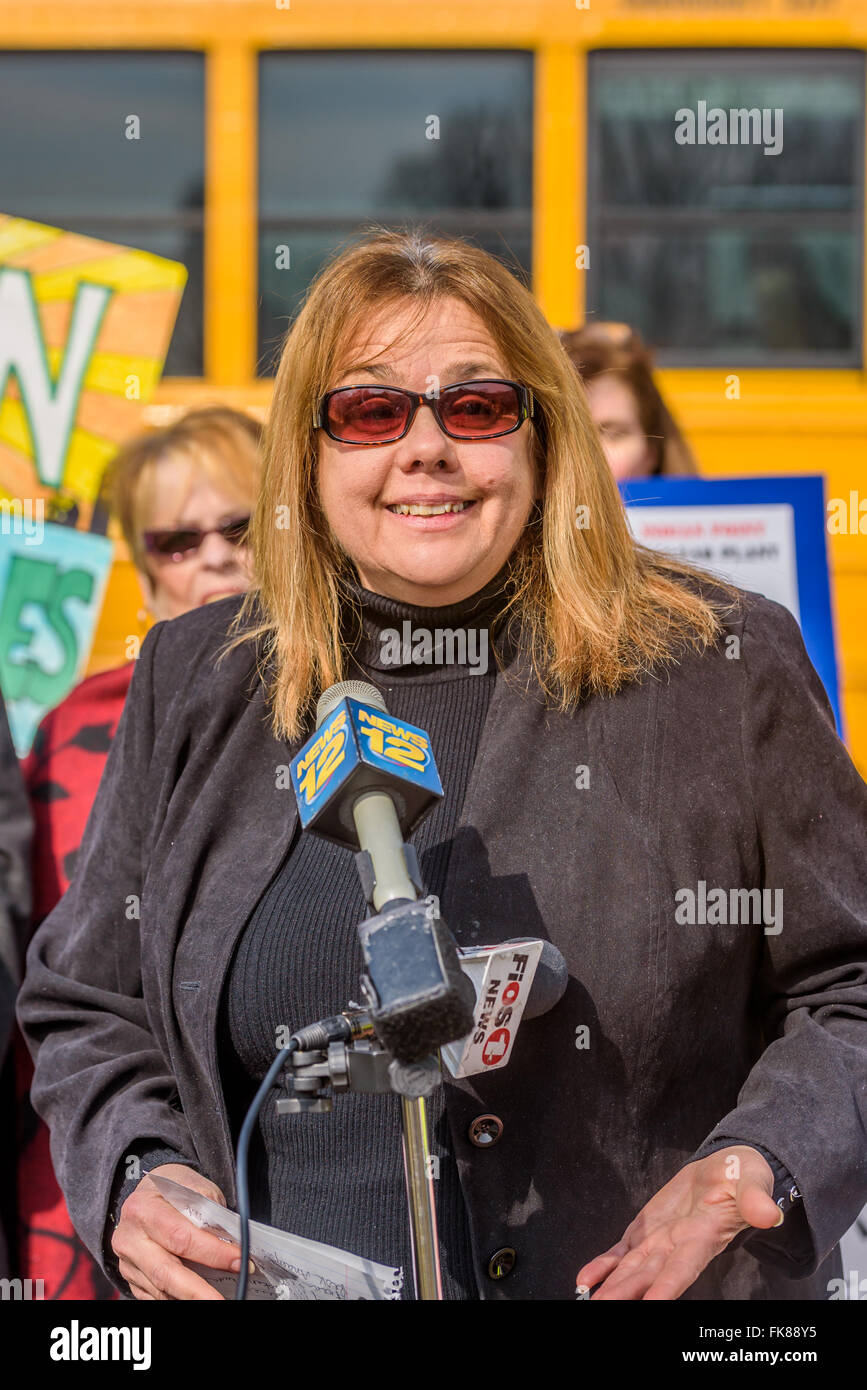 Verplanck, United States. 07th Mar, 2016. Buchanan Mayor Theresa ...