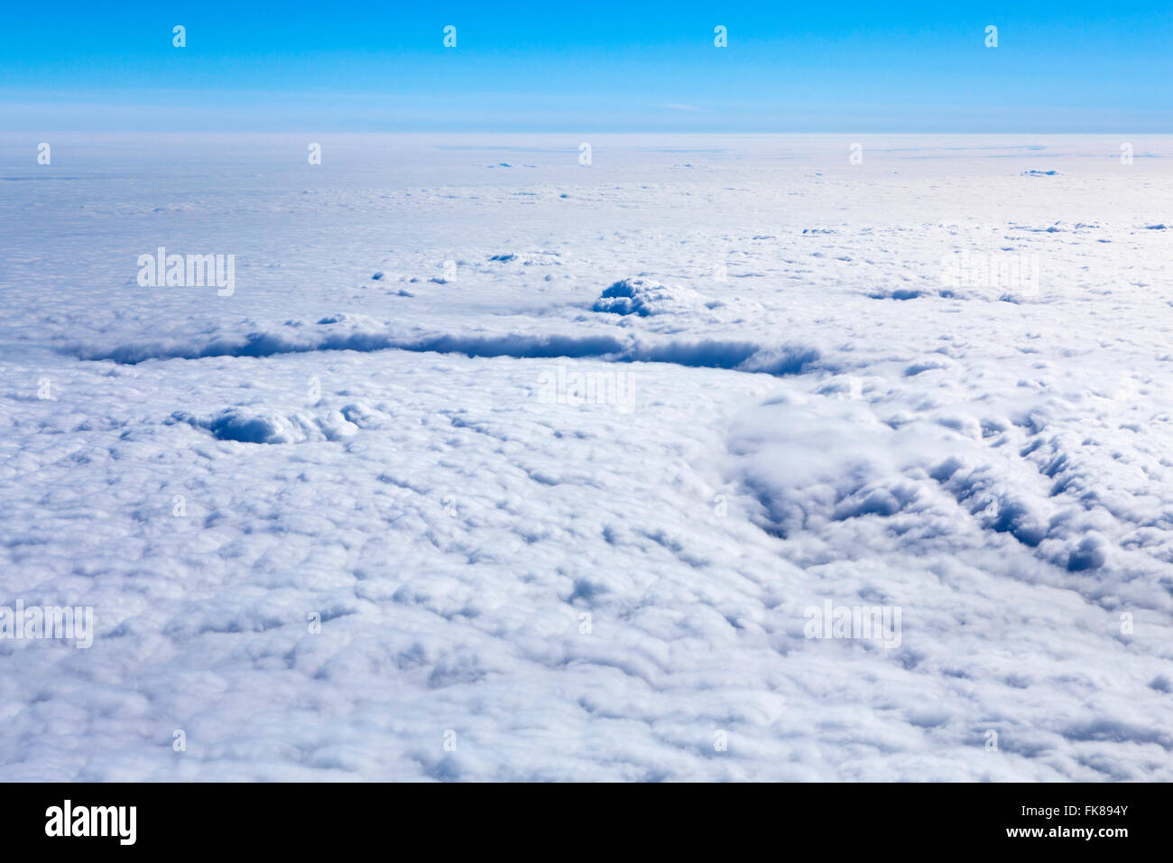 Closed cloud cover hi-res stock photography and images - Alamy