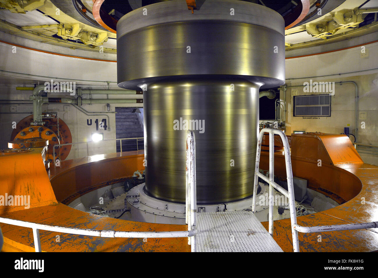 Turbine shaft hi-res stock photography and images - Alamy