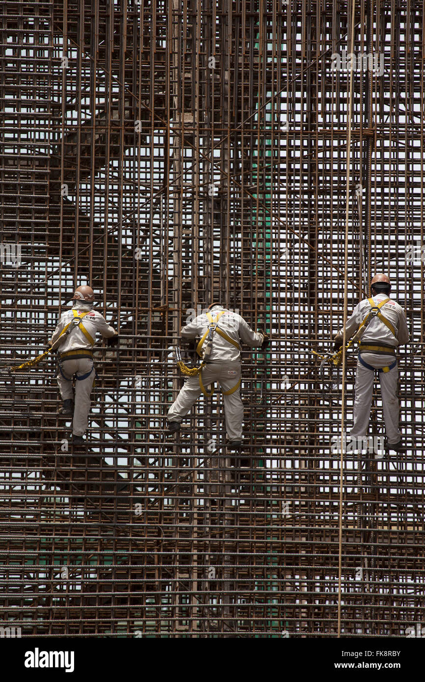 Rebar hi-res stock photography and images - Alamy