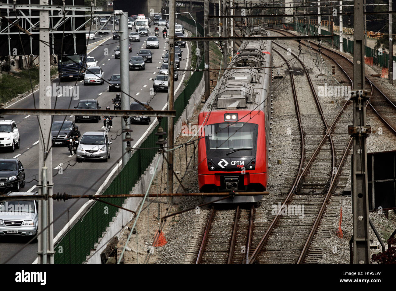 CPTM train traffic and the Marginal Pinheiros near the station - west ...