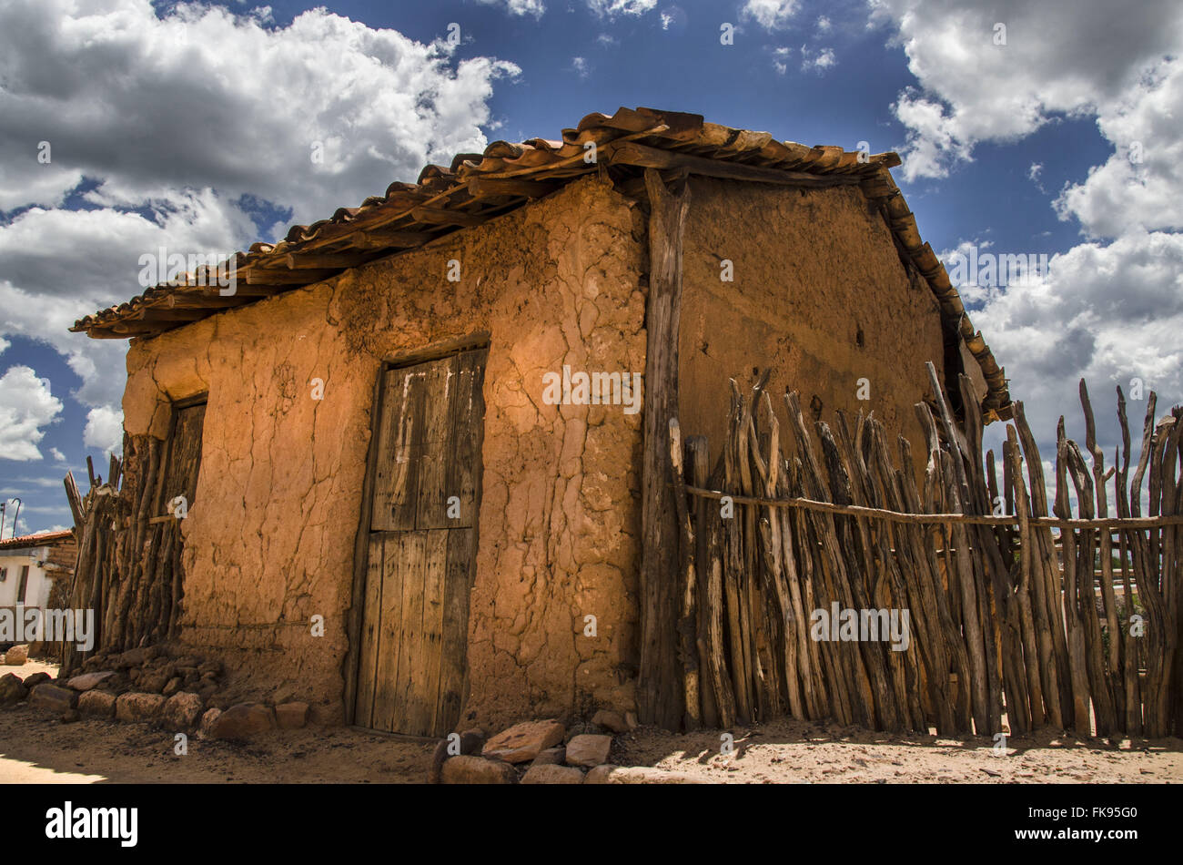 Adobe house hi-res stock photography and images - Alamy