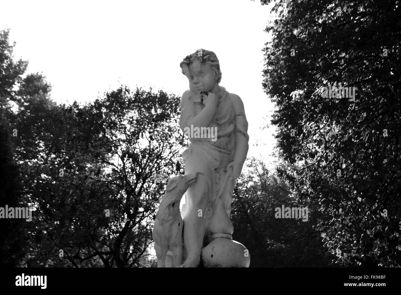 Architecture statue Black and White Stock Photos & Images - Alamy