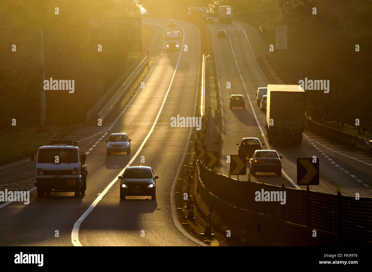 BR-116 President Dutra highway at Km 65 Stock Photo - Alamy
