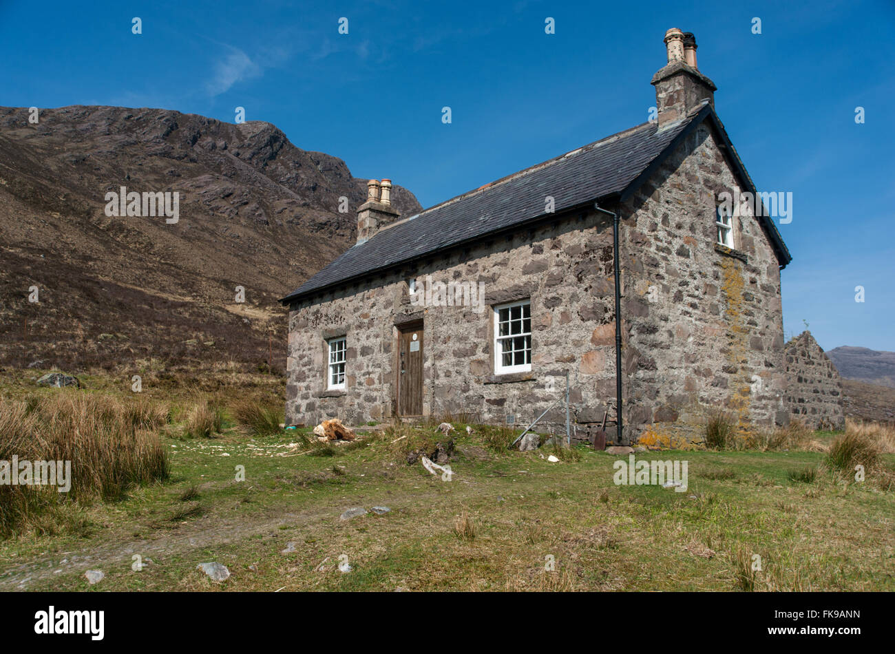 Mountain bothies uk hi-res stock photography and images - Alamy