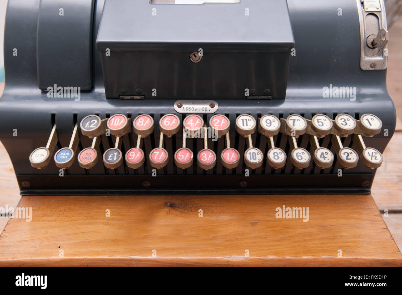 Close up of keys on a vintage cash register Stock Photo - Alamy